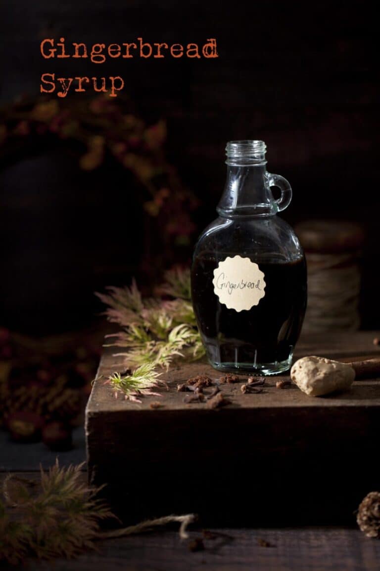 Boozy Gingerbread Latte with Coffee Liqueur - Littlesugarsnaps