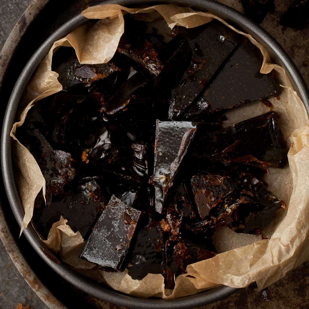 Bonfire Toffee (Treacle Toffee) & Bonfire Toffee Lollipops - Little ...