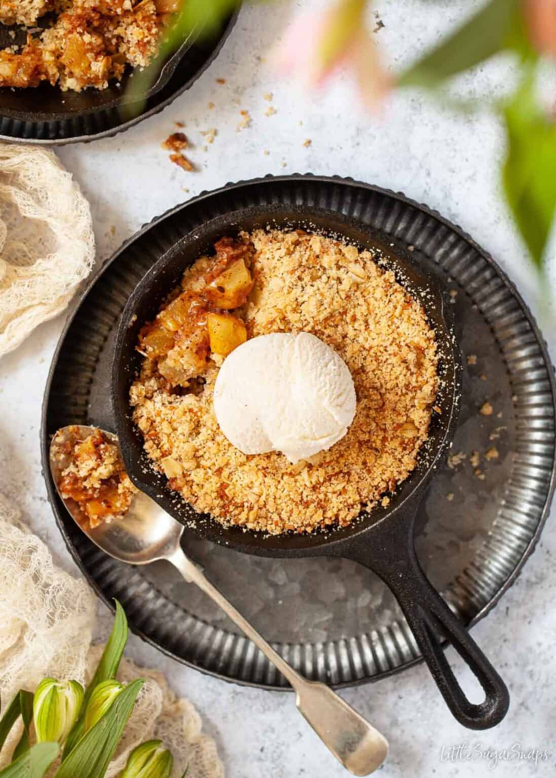 Pineapple Crumble with Cinnamon and Coconut - Little Sugar Snaps