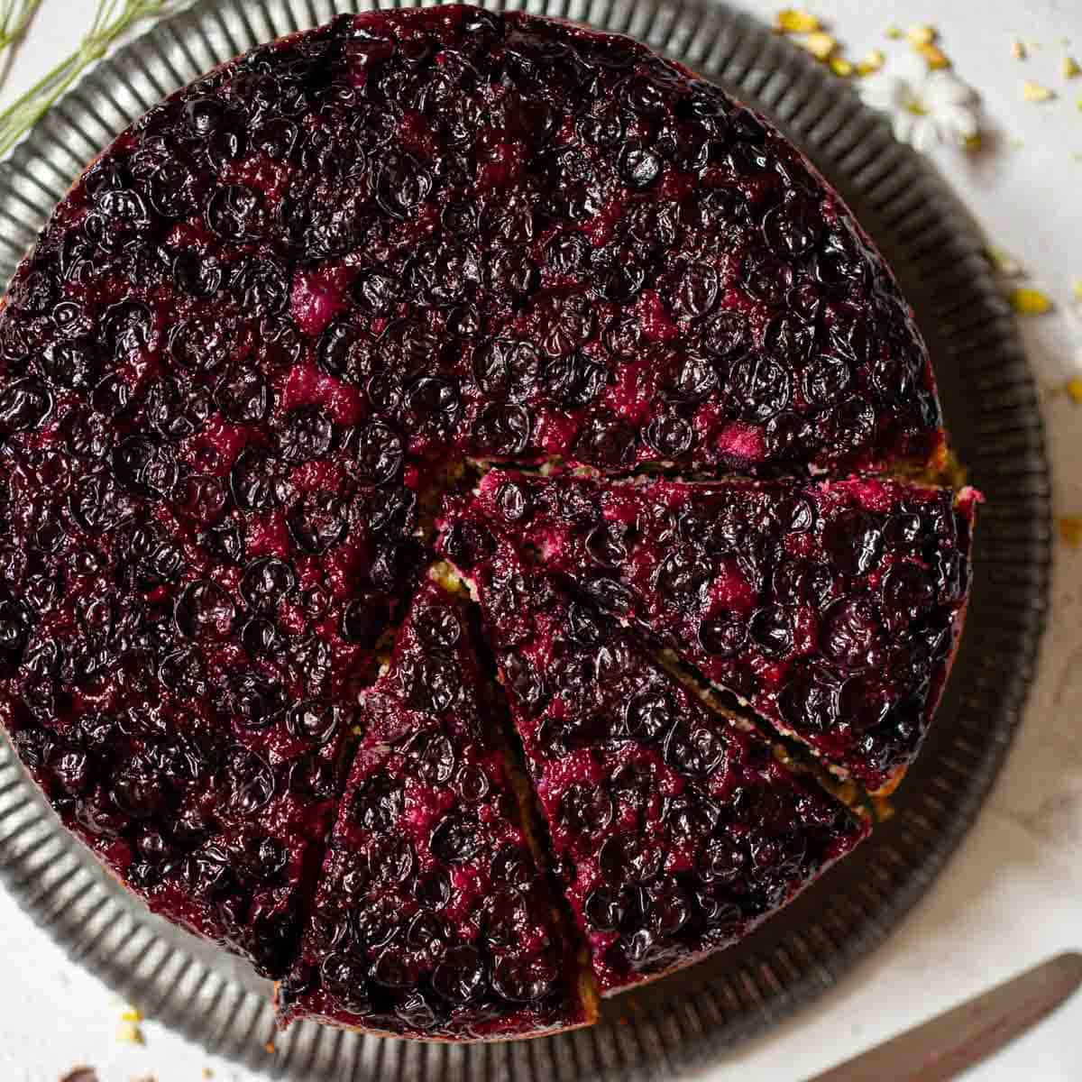 Black Currant Cake
